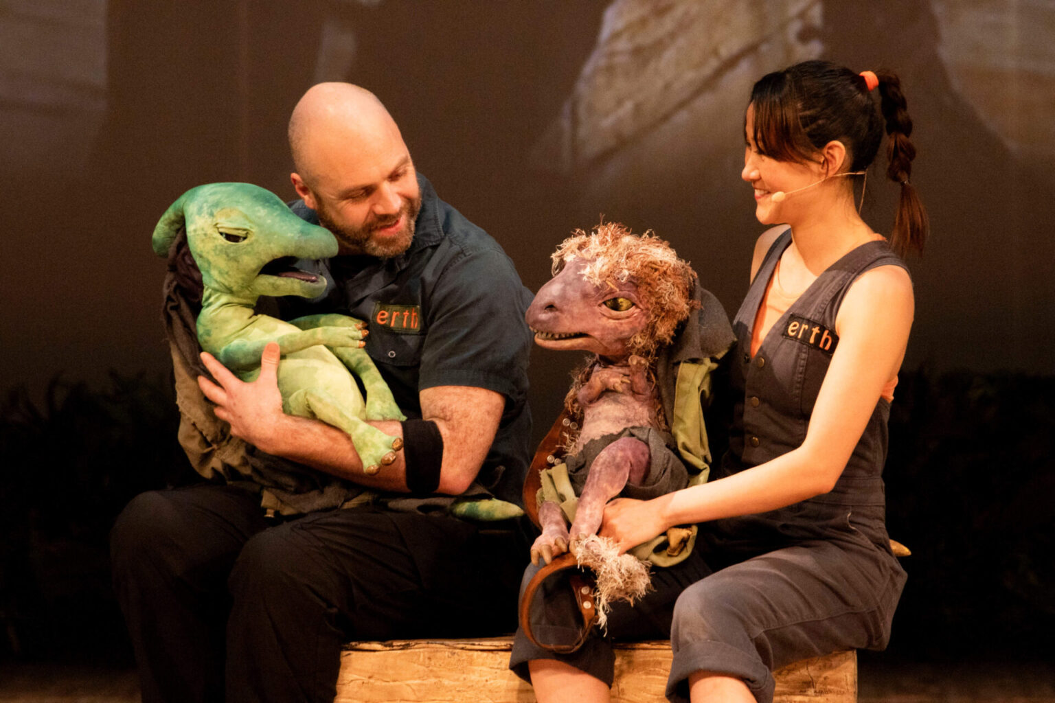 【恐竜パーク】通算50万人動員！ 体験型リアル恐竜ショー、2025年夏も全国開催！ | KidZAURUS (キッザウルス)